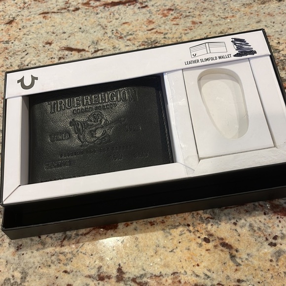 True Religion | Bags | True Religion Leather Sunter Slimfold Wallet ...
